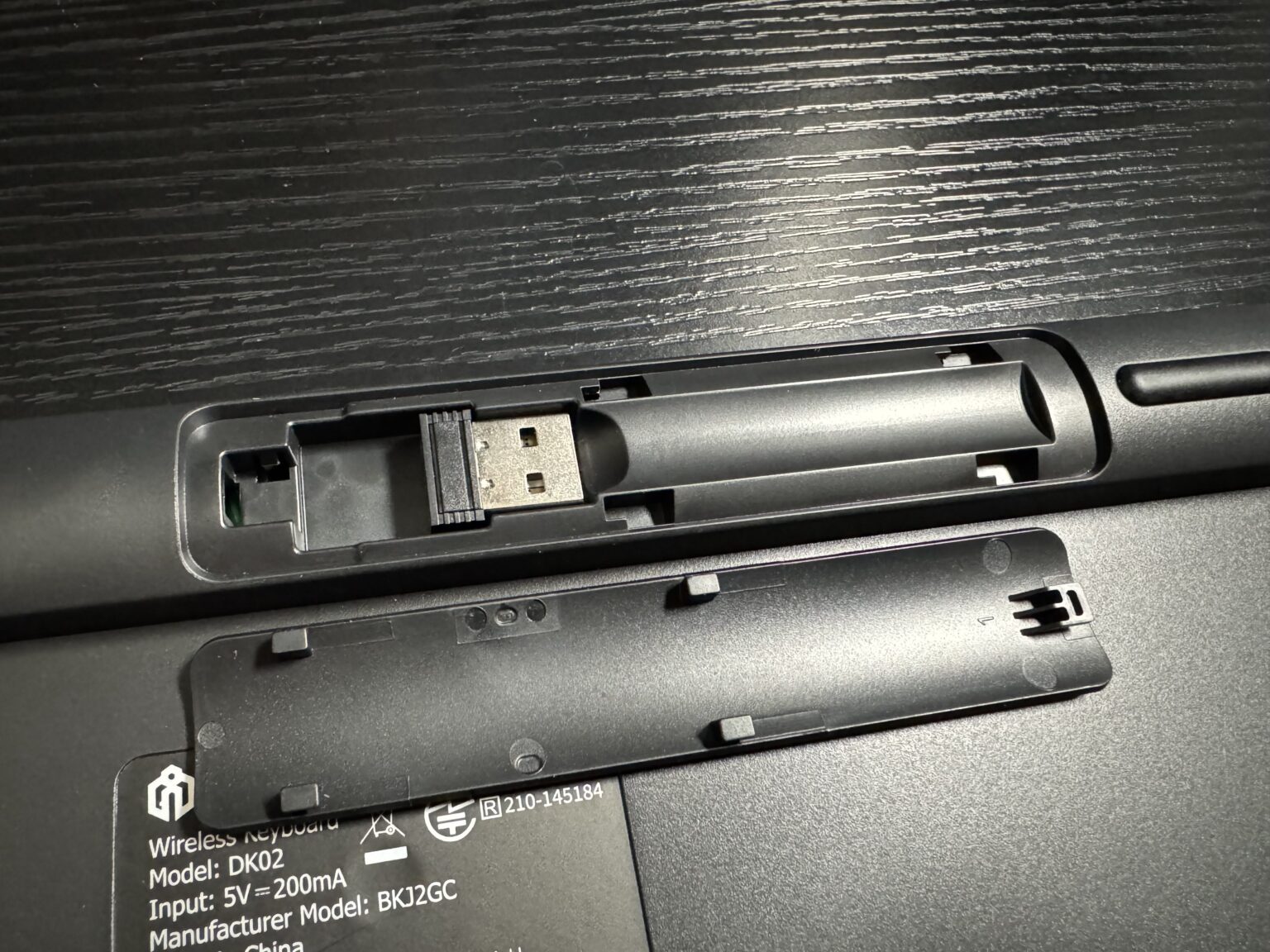 iClever DK02 ワイヤレスキーボードレビュー【デザイン コスパ 】 - すもすぽ